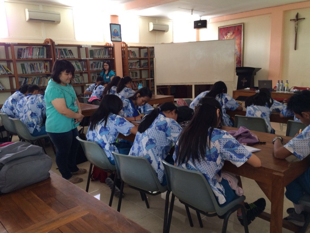School Enrichment & Advancement for SMAK St. Louis 2 Surabaya ...